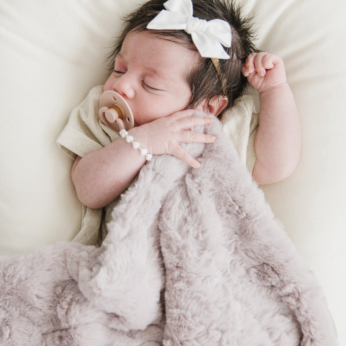 Dream Mini Blanket – Ultra-Soft Baby Lovey | Saranoni